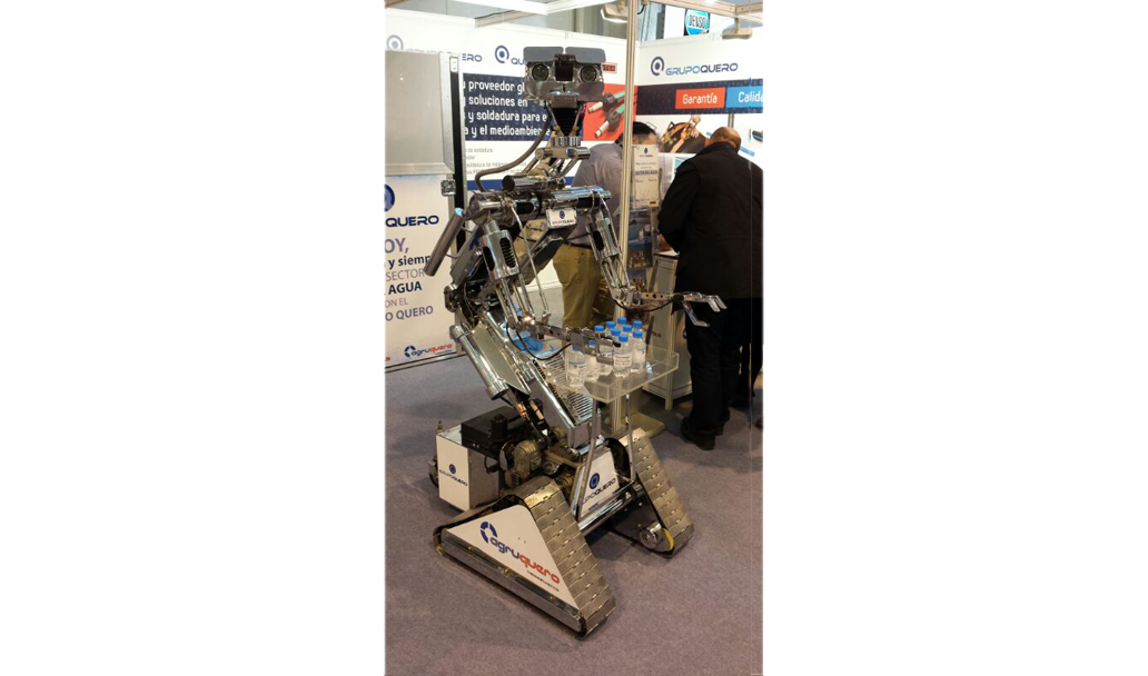 Robot C2. El famoso johnny 5 cortocircuito - TrackterEventos